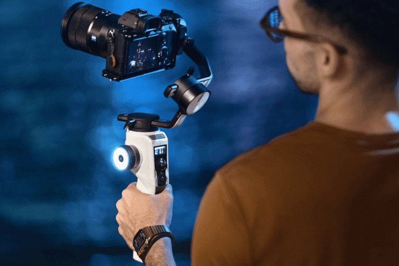 Check Out the Best Mirrorless Camera Gimbal - The News Examiner