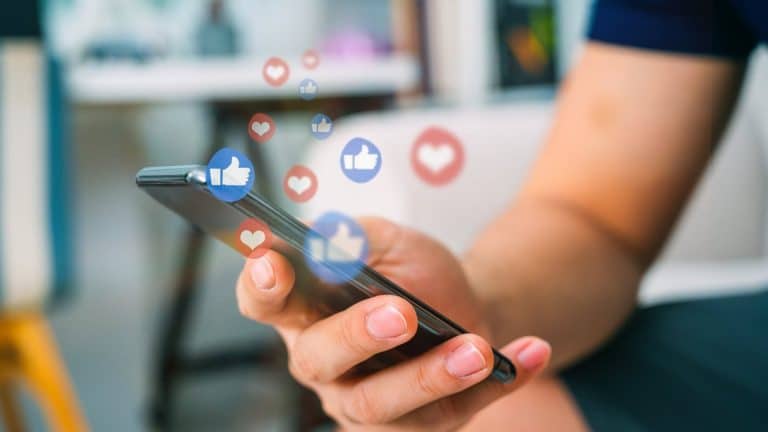 5 Tips to Help You Use Social Media in A Healthy Way - The News Examiner