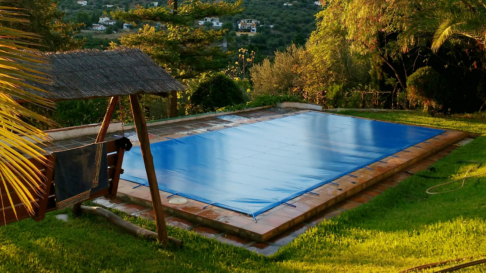 Swimming Pool Covers: A Complete Guide - The News Examiner